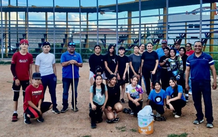 Reconocen labor de jóvenes de CBTIS 106 en el campo de béisbol “Cuate ...